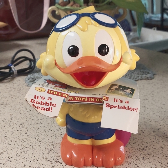miracles 4 fun | Toys | 203 Fun Bobble Head Duck Sprinkler By Miracles ...